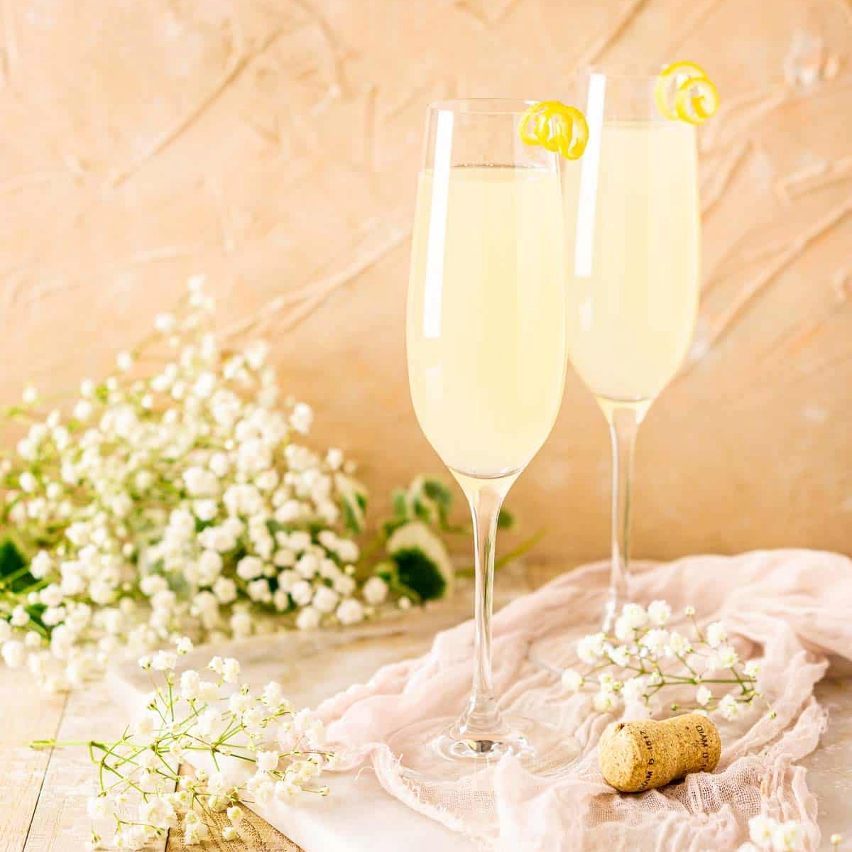 French 77 Cocktail Recipe – Sunshine Tienda®